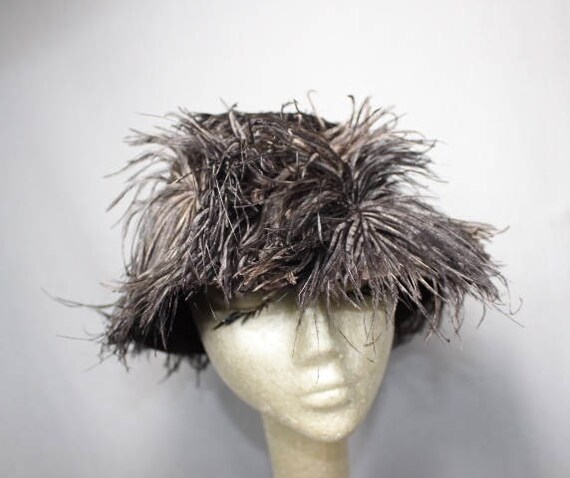 Vintage Ostrich Feather Cloche Hat - Gem