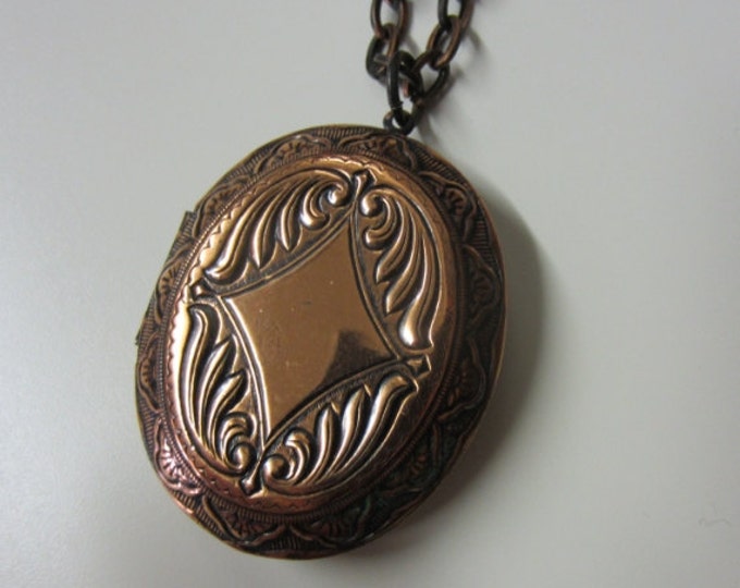 Rustic 1970 Vintage Solid Copper Locket Necklace Very 70s Holly Hobby ...