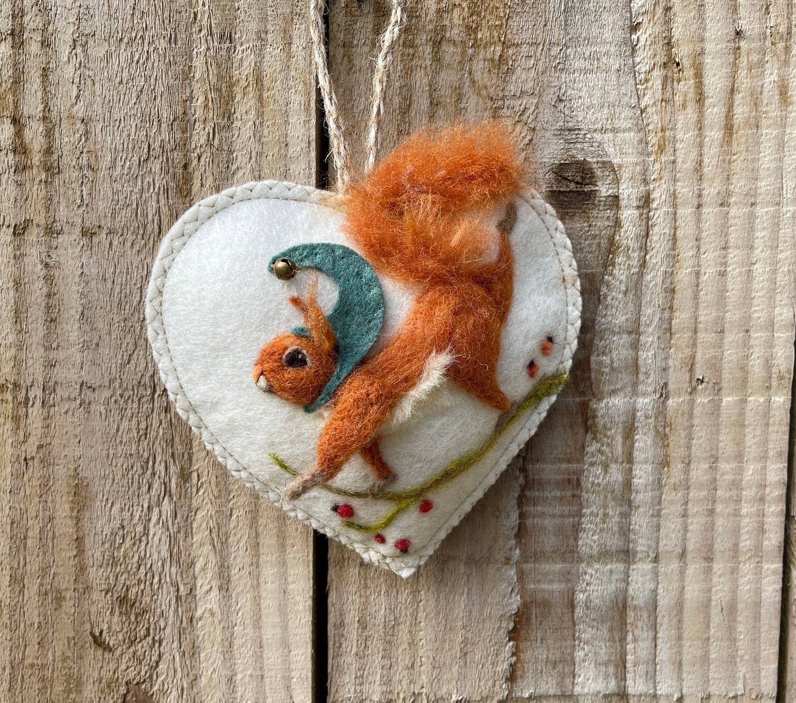 Needle Felted Christmas Squirrel on a Felt Heart Scented With Spices ...