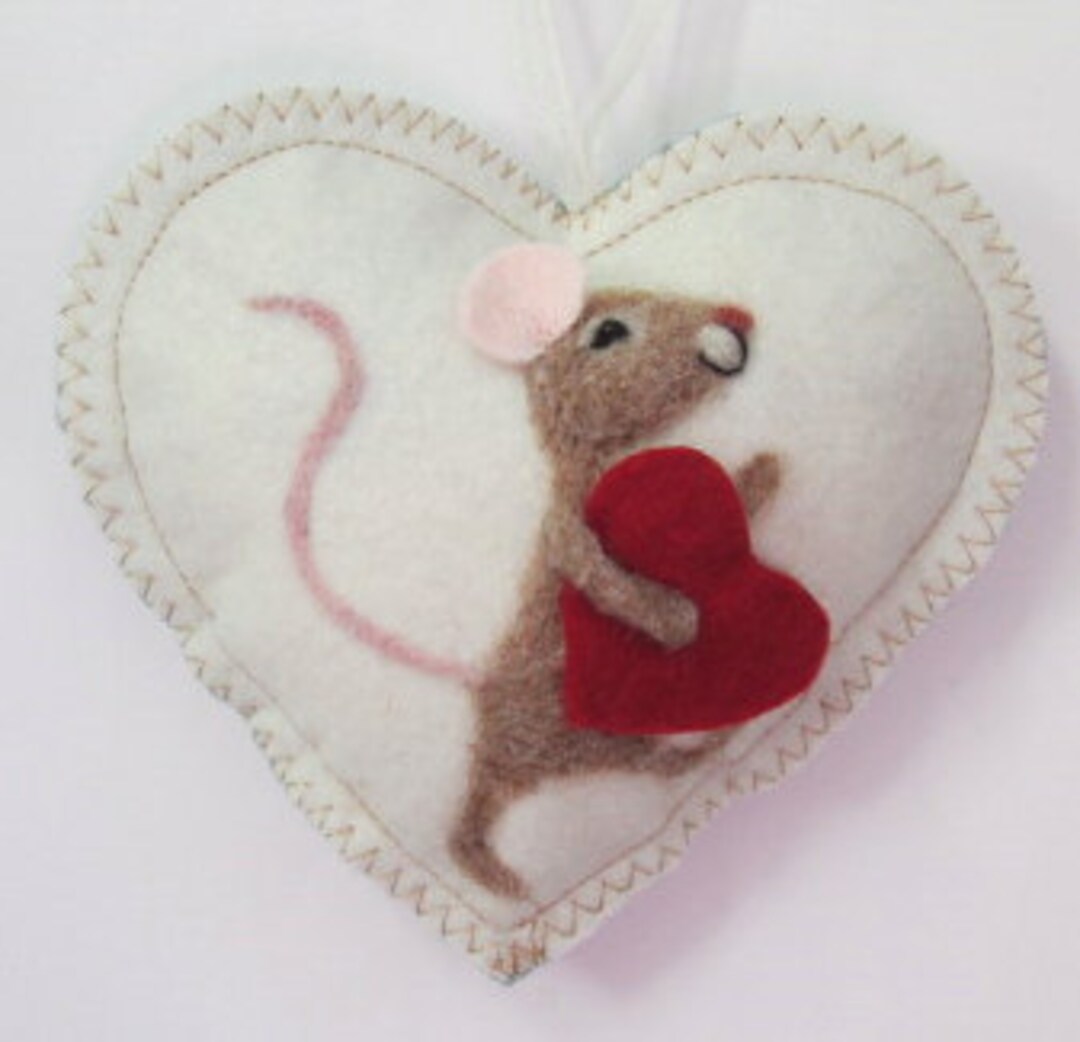 I Love You Heart, Needle Felted Mouse Carrying a Large Heart, Scented ...