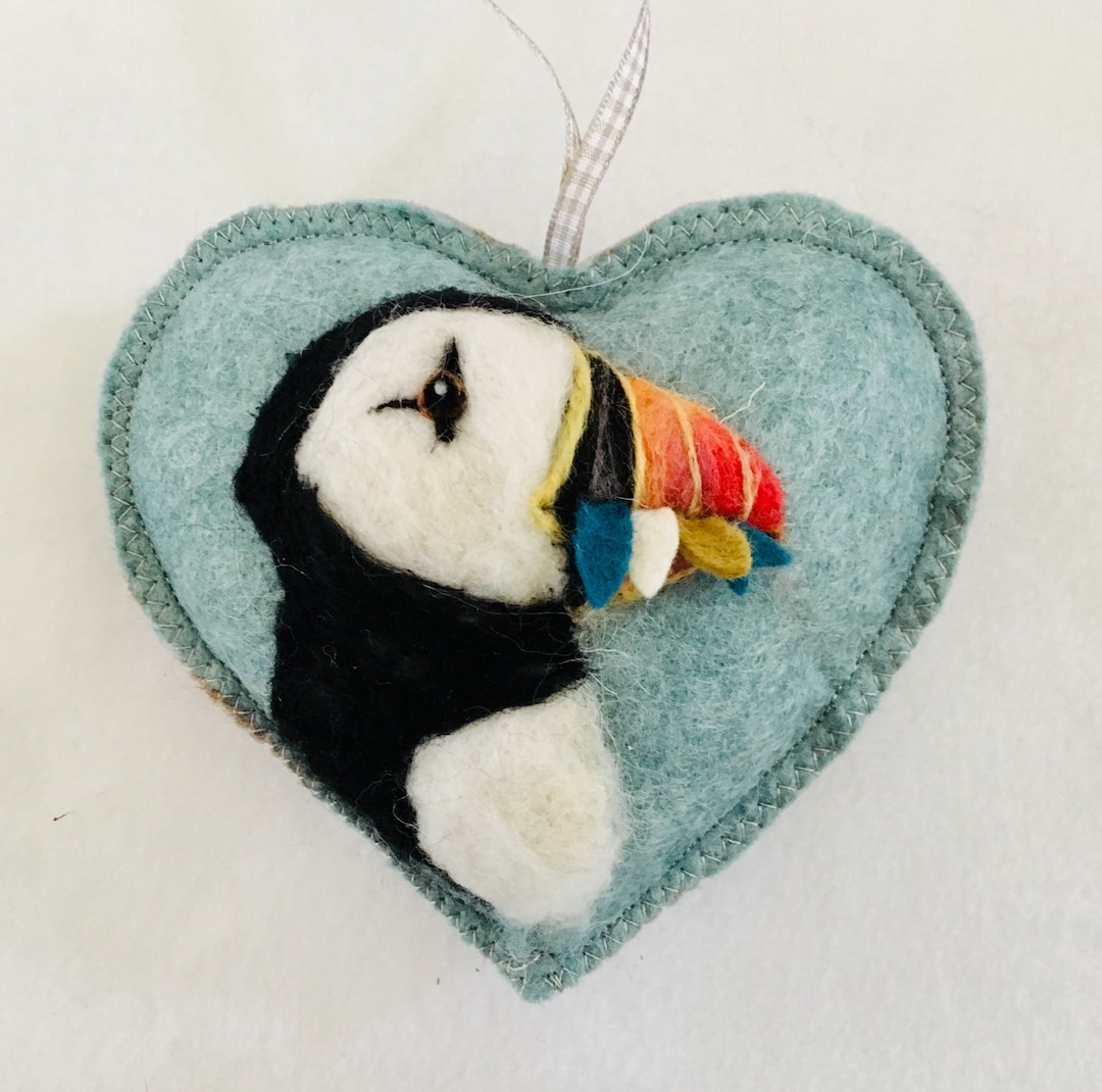 Personalized Felt Puffin Heart: Easter Decor, Bird Decoration - Etsy
