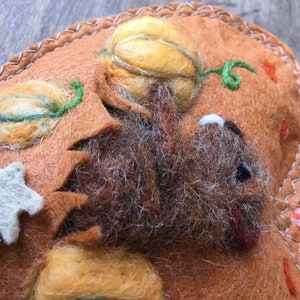 Groundhog Day Autumn Halloween Needle Felted Decorative Heart ...