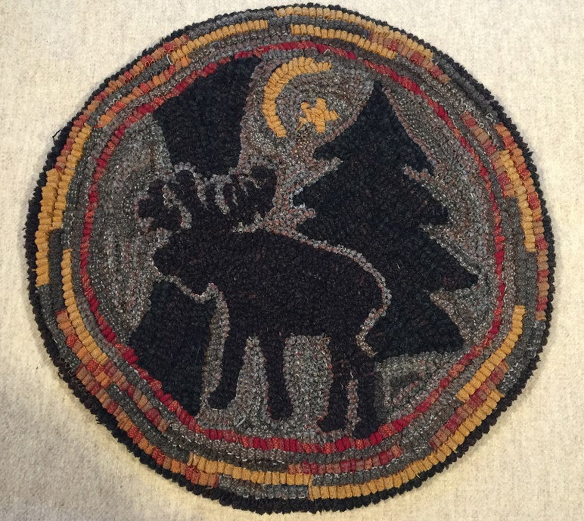 Rug Hooking Pattern for moonlight Moose Chair Pad - Etsy