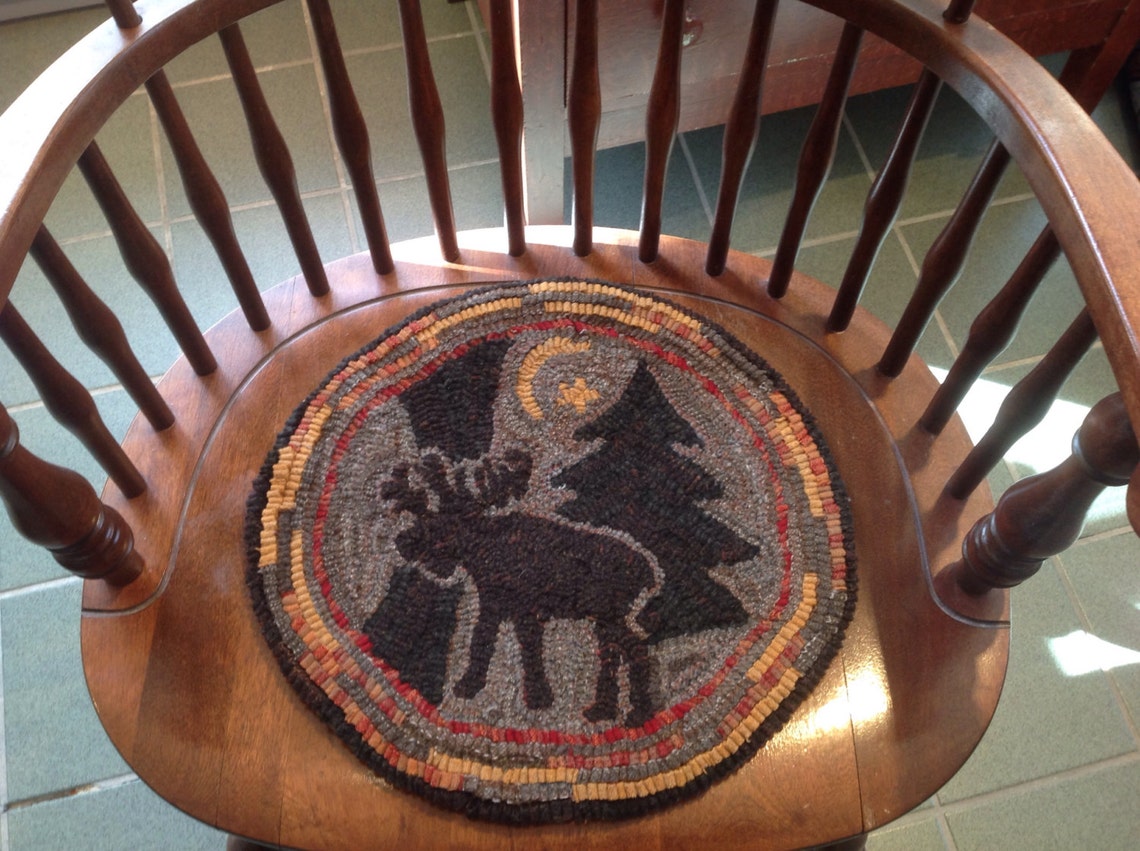 Rug Hooking Pattern for moonlight Moose Chair Pad - Etsy