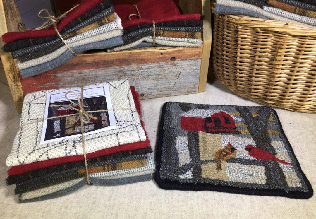 Cardinal Birdhouse Mat, Rug Hooking Kit for 8" X 8" Hooked Mat, Wall ...