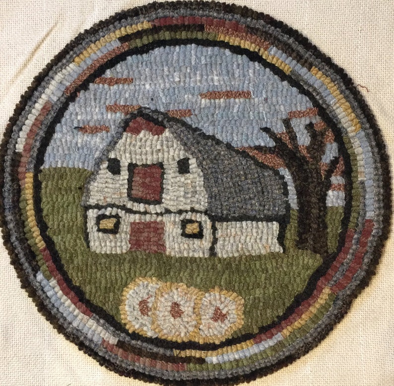 Rug Hooking Pattern for old Barn 2 Chair Pad on - Etsy