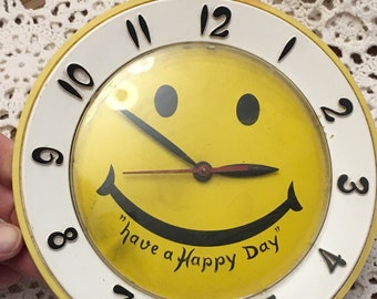 Smiley face clock | Etsy