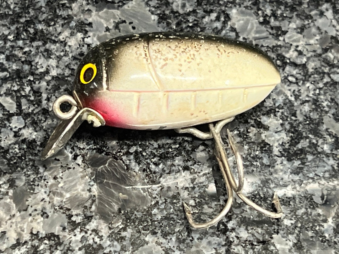 Fishing Lure - Millsite Rattle Bug - Black - White - Plastic ...