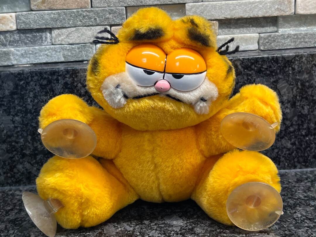 Garfield Hang on Plush Climbing Walls Stuck on You Dakin Plushie 1981 ...