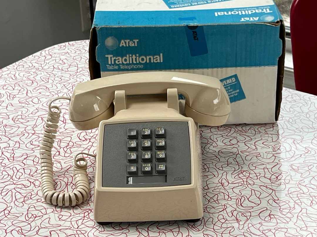 Touchtone Phone - Desk - Table Top - Beige - Ivory - NOS - Original Box ...