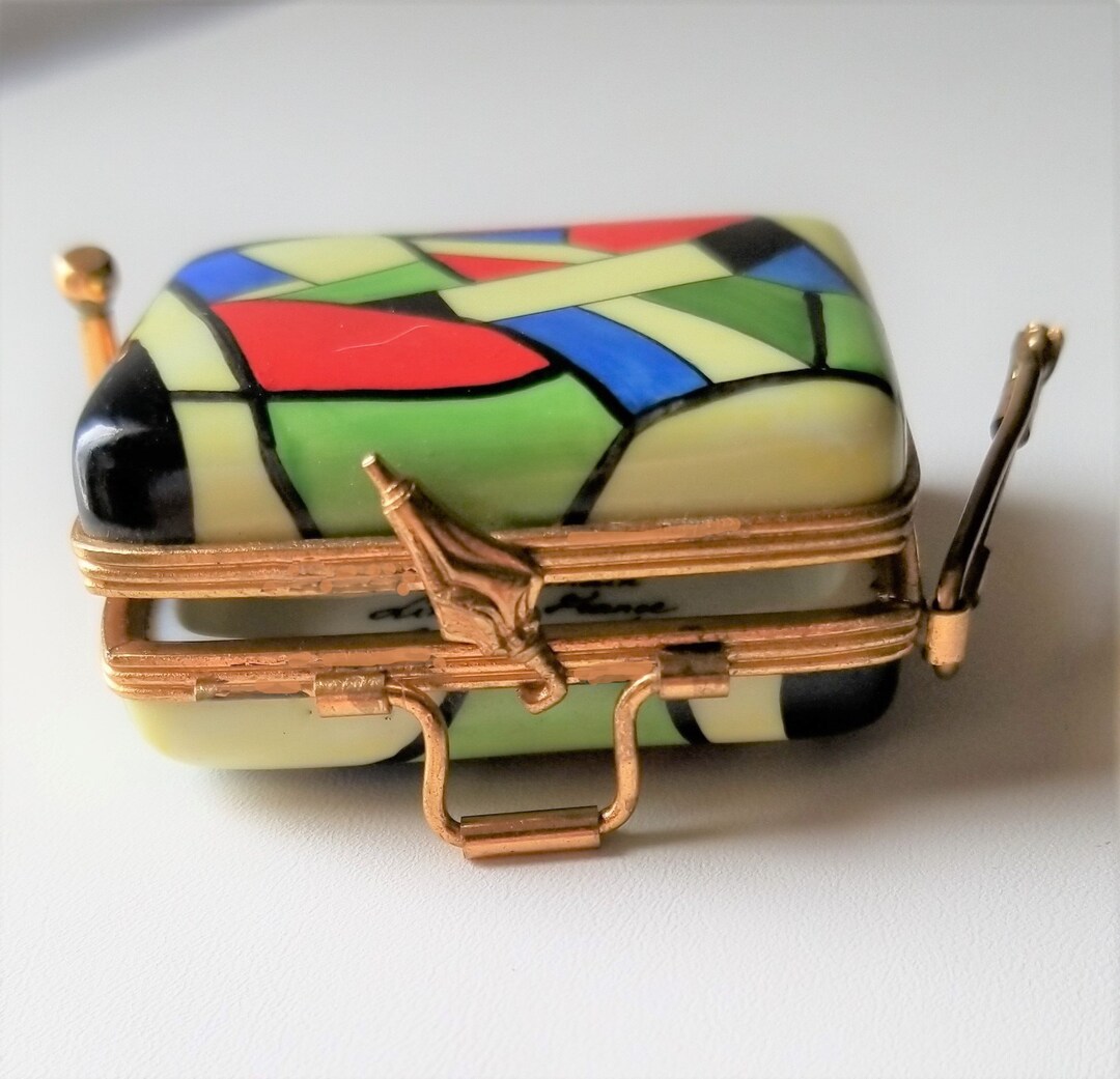 Vintage Limoges Luggage With Wheels and Umbrella Latch - Etsy