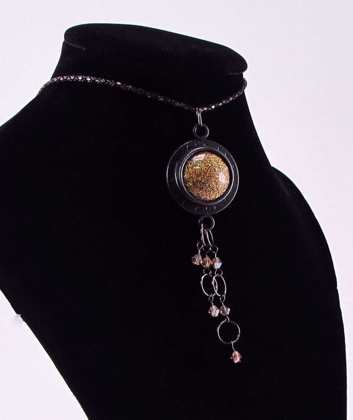 Dangle Pendant, Gold Glitter Resin Round, Gunblack Metals, Champaign ...