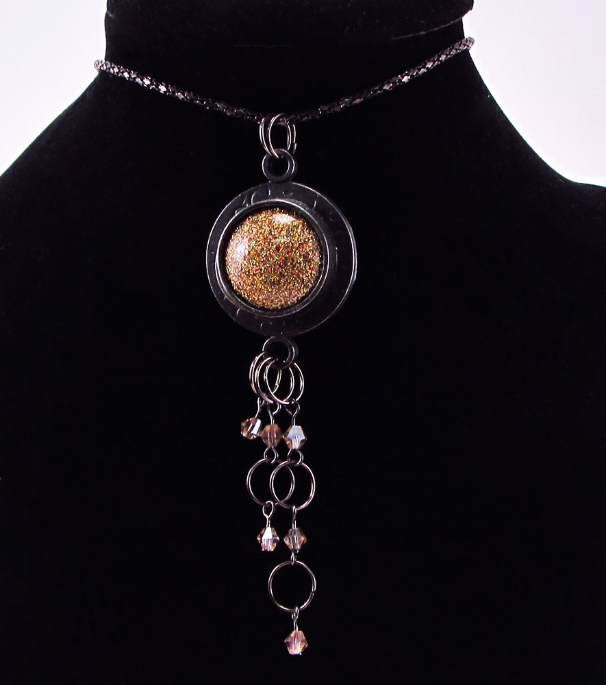 Dangle Pendant, Gold Glitter Resin Round, Gunblack Metals, Champaign ...
