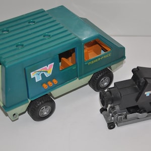 Vintage 1977 Fisher Price Adventure People TV Action Team #309 Green ...