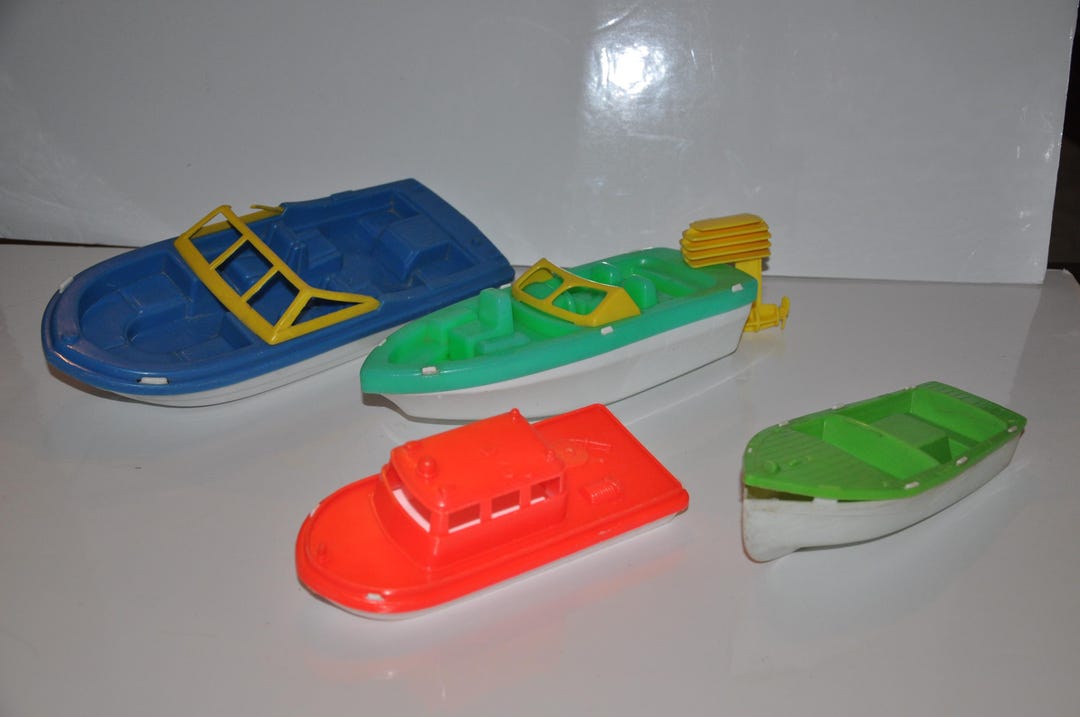 Vintage Lot of Small Plastic Toy Boats and Planes - Etsy