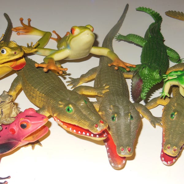 Vintage Plastic Toys - Etsy