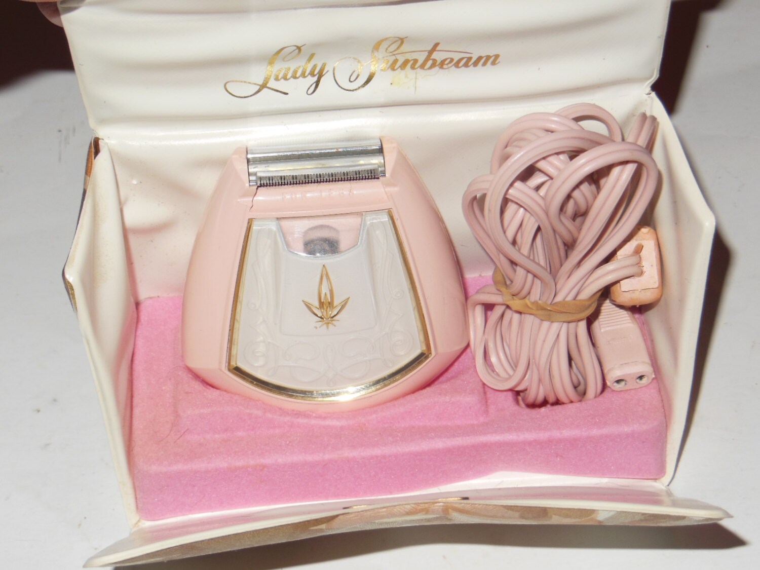 Vintage Lady Sunbeam Electric Razor With Working Illuminating | Etsy