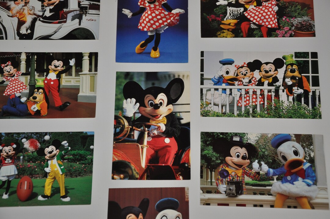 11 X DISNEY 4"x6" Postcards - Etsy