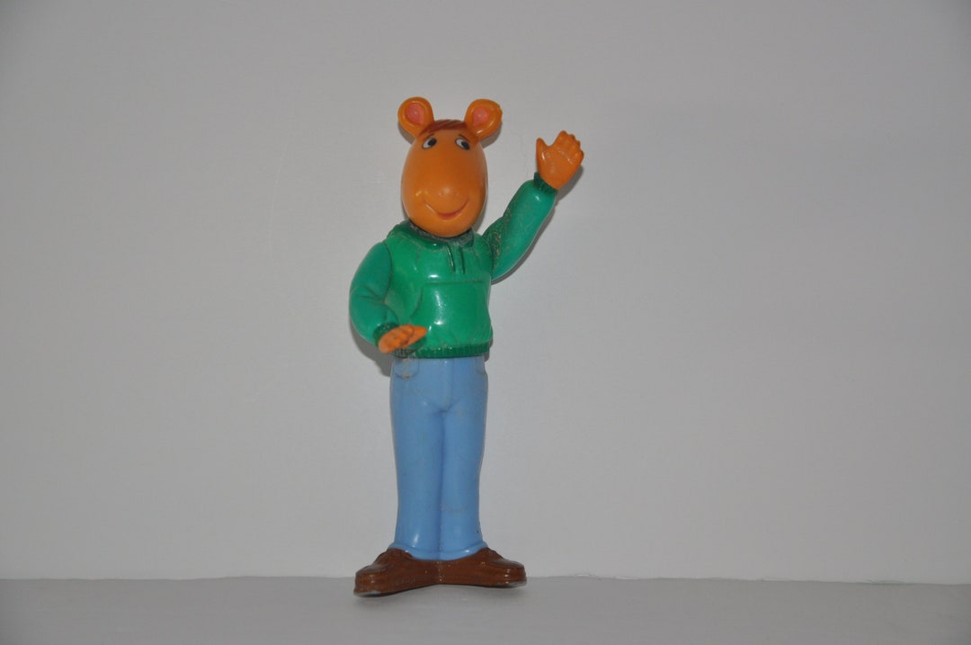 ARTHUR the Aardvark Toy Vintage Hardcover Book and PBS Kids Hasbro ...