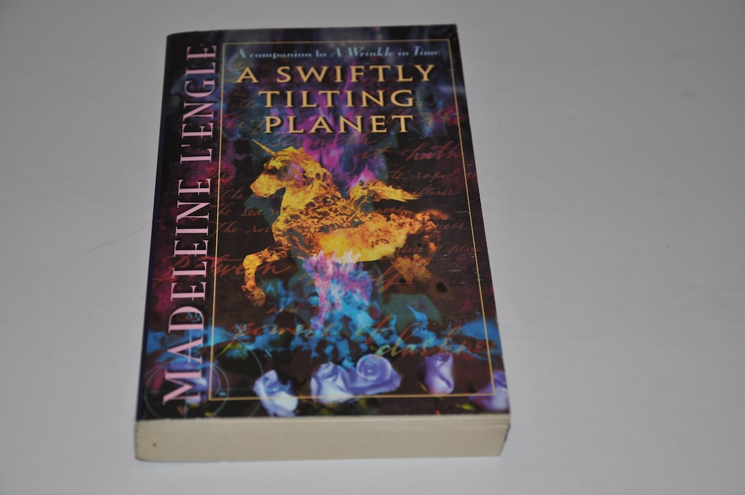 A Swiftly Tilting Planet Vintage Softcover Book Madeleine L'engle ...