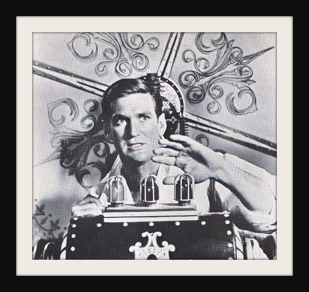 Rod Taylor the Time Machine Movie Still Vintage 1970s Science Fiction ...