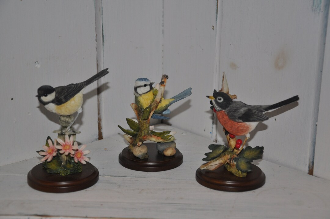 3 Vintage Bird Figurines - Etsy