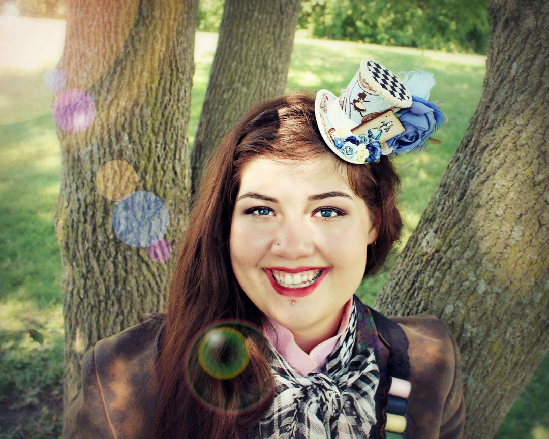 Alice in Wonderland, Alice Mini Top Hat, Alice Costume Fascinator ...