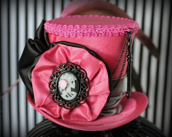 Halloween Mini Top Hat Macabre Hat Gothic Fascinator Day of - Etsy