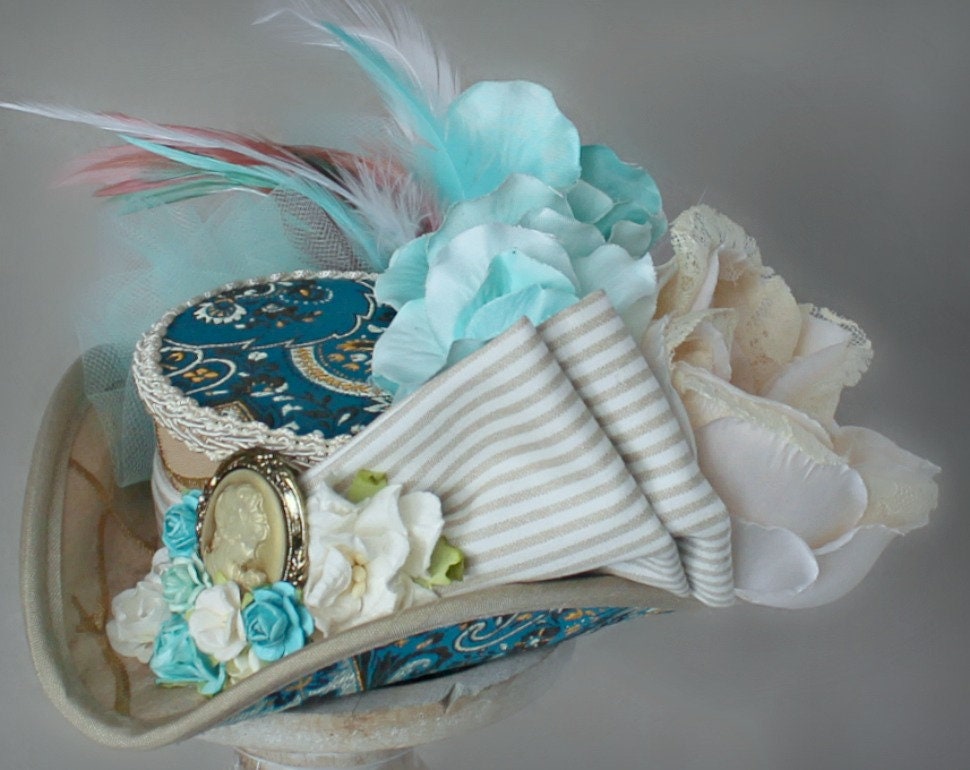 Victorian Mini Tricorn Hat Marie Antoinette Mini Tricorn Hat | Etsy Canada