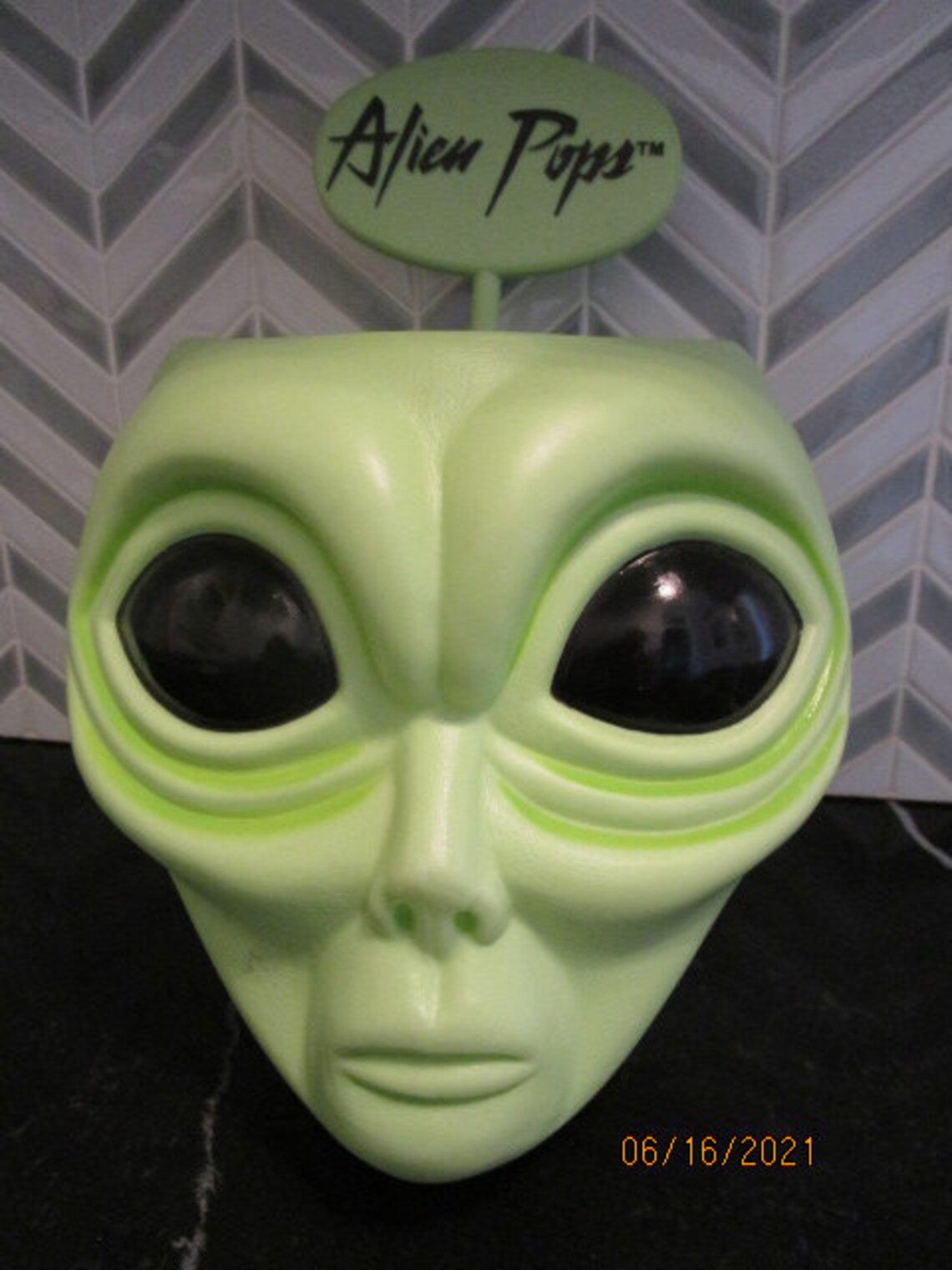 GREEN ALIEN HEAD Lollipop Advertising Display Rare Find - Etsy