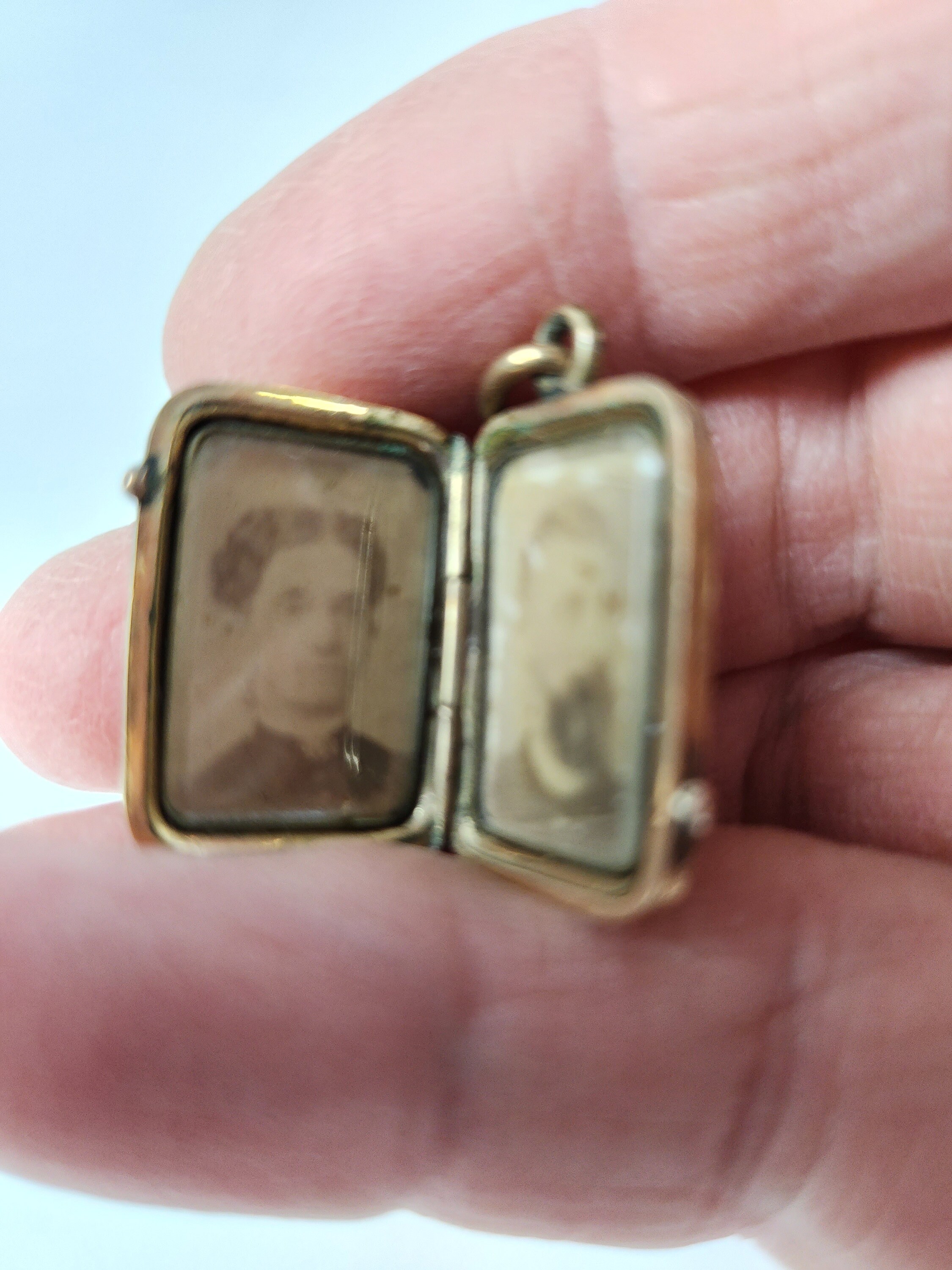 LOCKET DOUBLE Picture MEMORY Locket Pendant Vintage Jewelry Picture ...