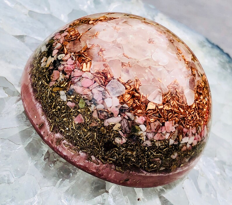 Orgonite® Orgone Dome Rhodonite/Rose Quartz FREE WORLDWIDE | Etsy