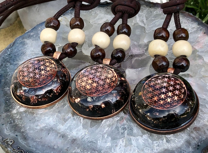 Powerful Orgonite® Orgone EMF Blocker Pendant medium - Etsy UK