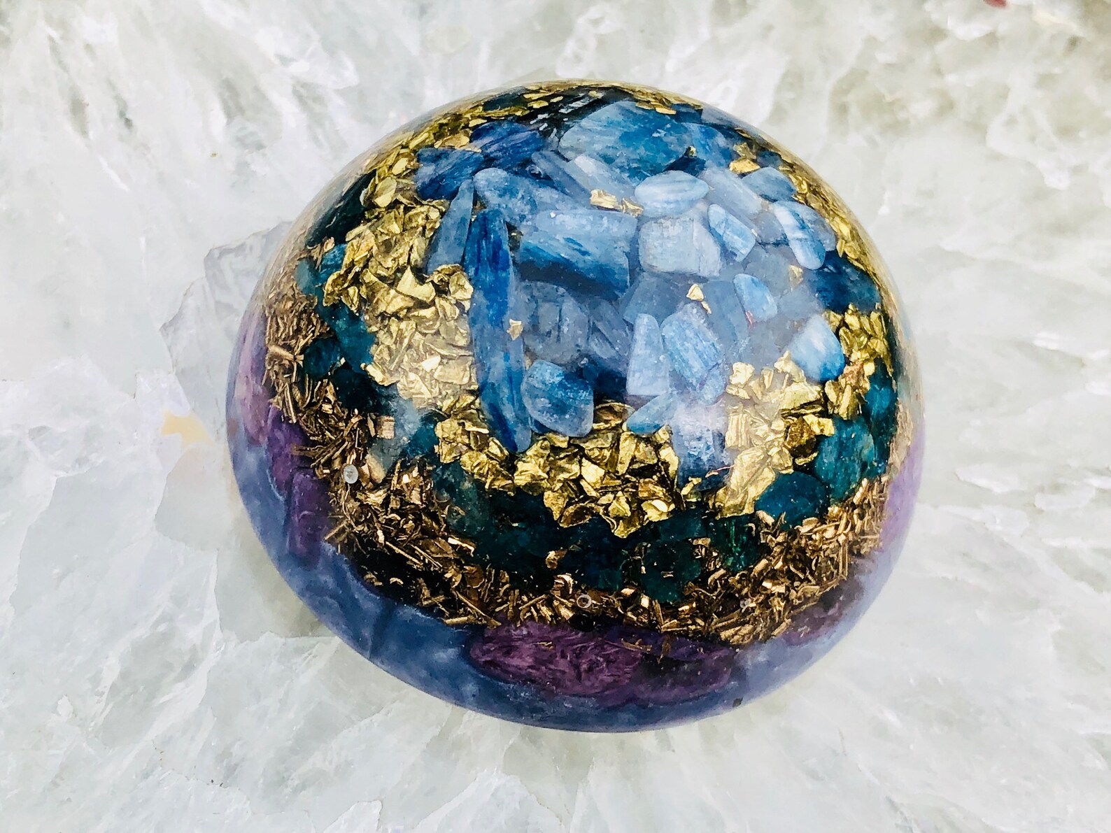 Orgonite® Orgone Dome Blue Kyanite/blue Apatite/charoite FREE WORLDWIDE ...