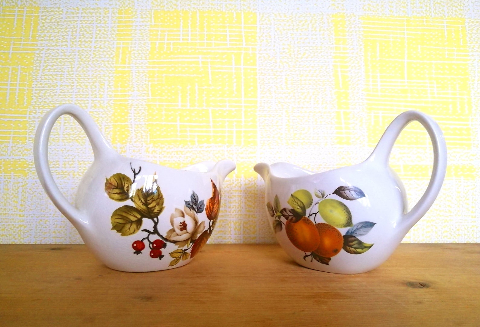 Midwinter Stylecraft Fashion Shape Pair of Milk Jugs / Creamers ...