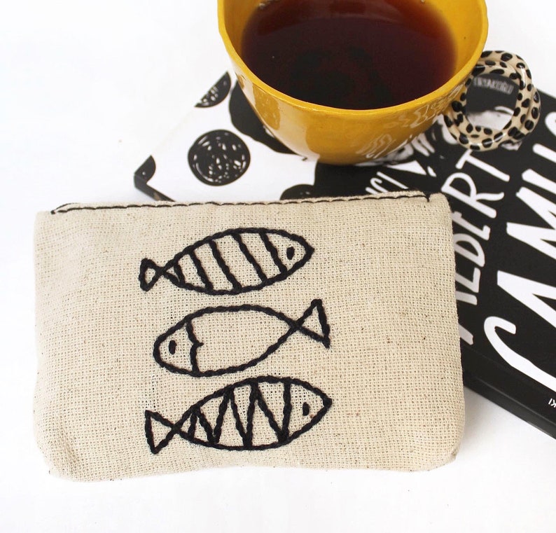 Fabric Pouch Hand Embroidery Fish Coin Purse Zipper Pouch Fabric Wallet ...