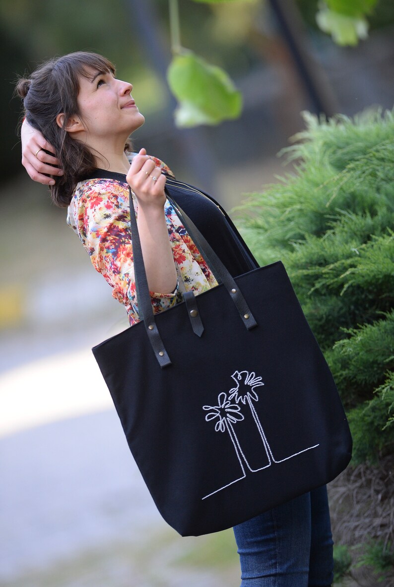 Shoulder Bags , Black Trees , Hand Embroidery Bag Fabric Leather Straps ...