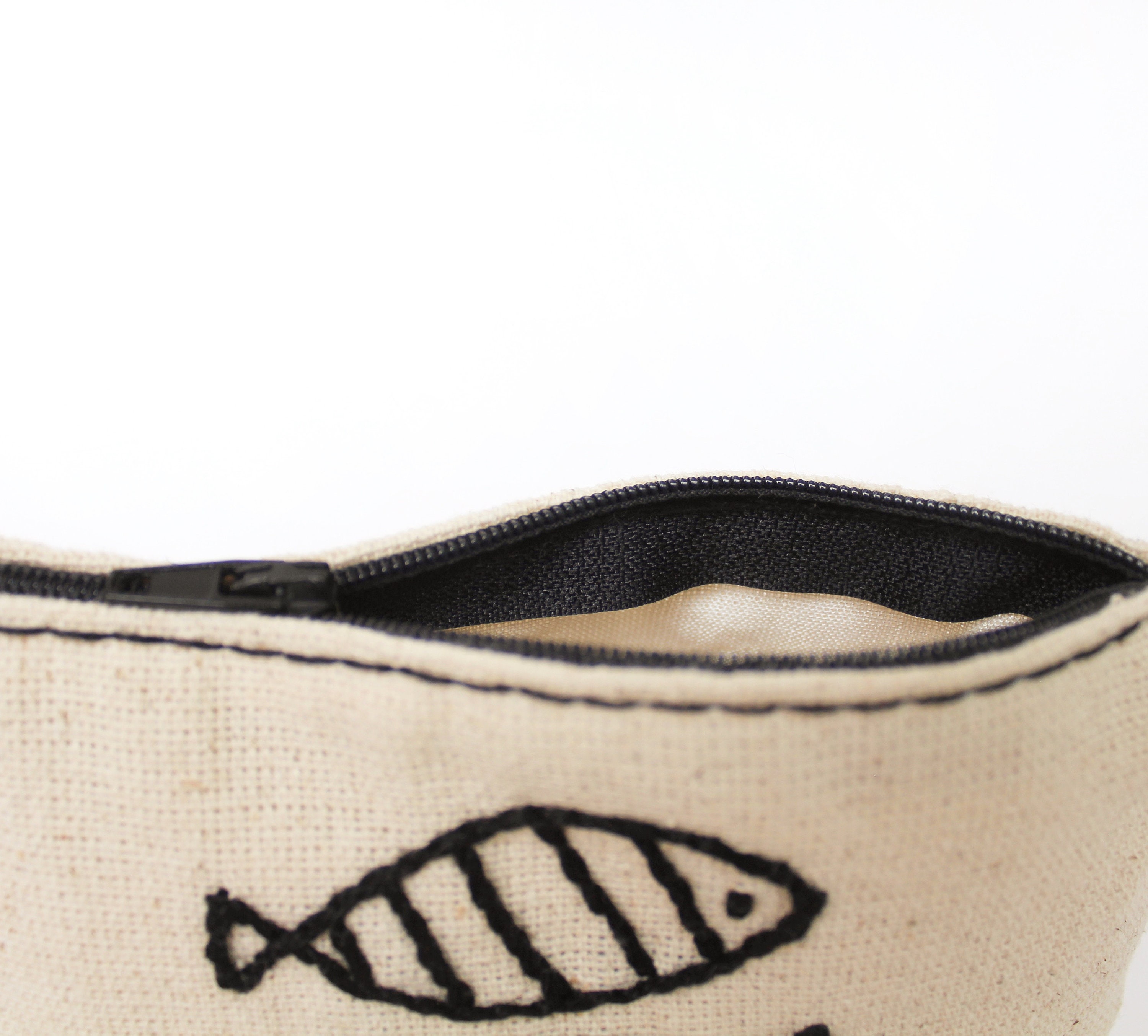 Fabric Pouch Hand Embroidery Fish Coin Purse Zipper Pouch Fabric Wallet ...