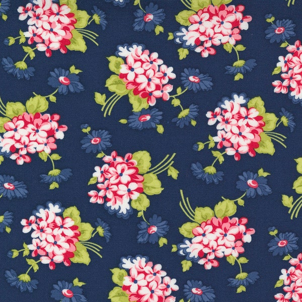 Moda Vintage Picnic Fabric - Etsy