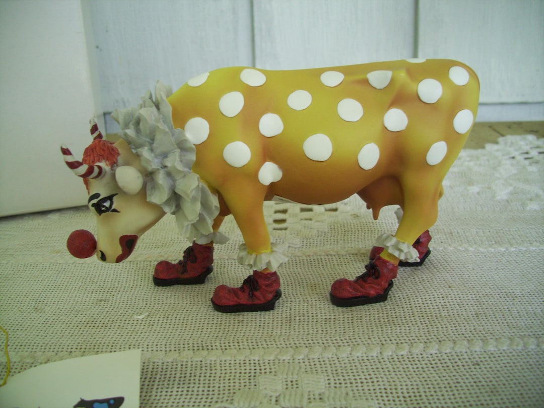 Vintage 2000 Cow Parade Figurine "you Can't Have A Parade W/O a Clown ...