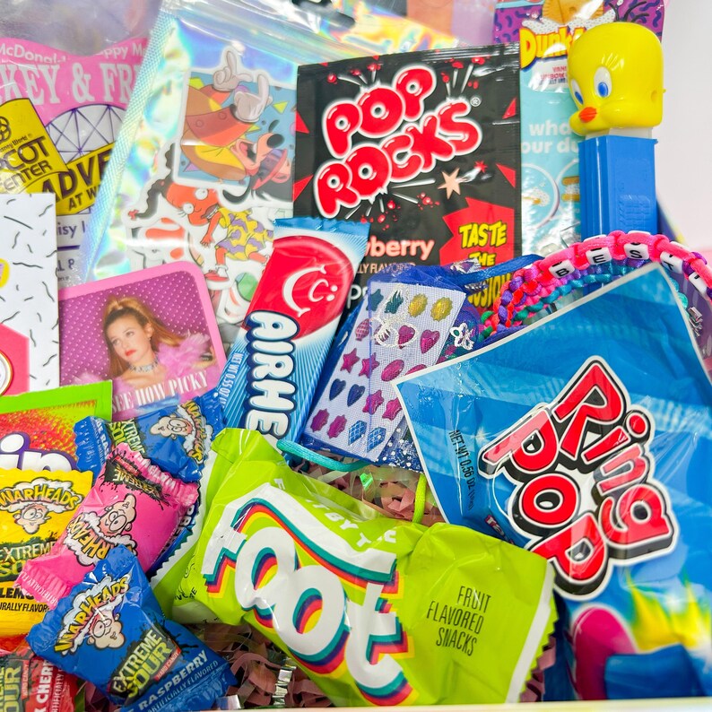 The Rewind Box: 90's Edition - NOSTALGIA GIFT BOX - Large - Etsy