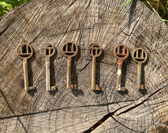 Authentic Vintage Skeleton Keys - Etsy