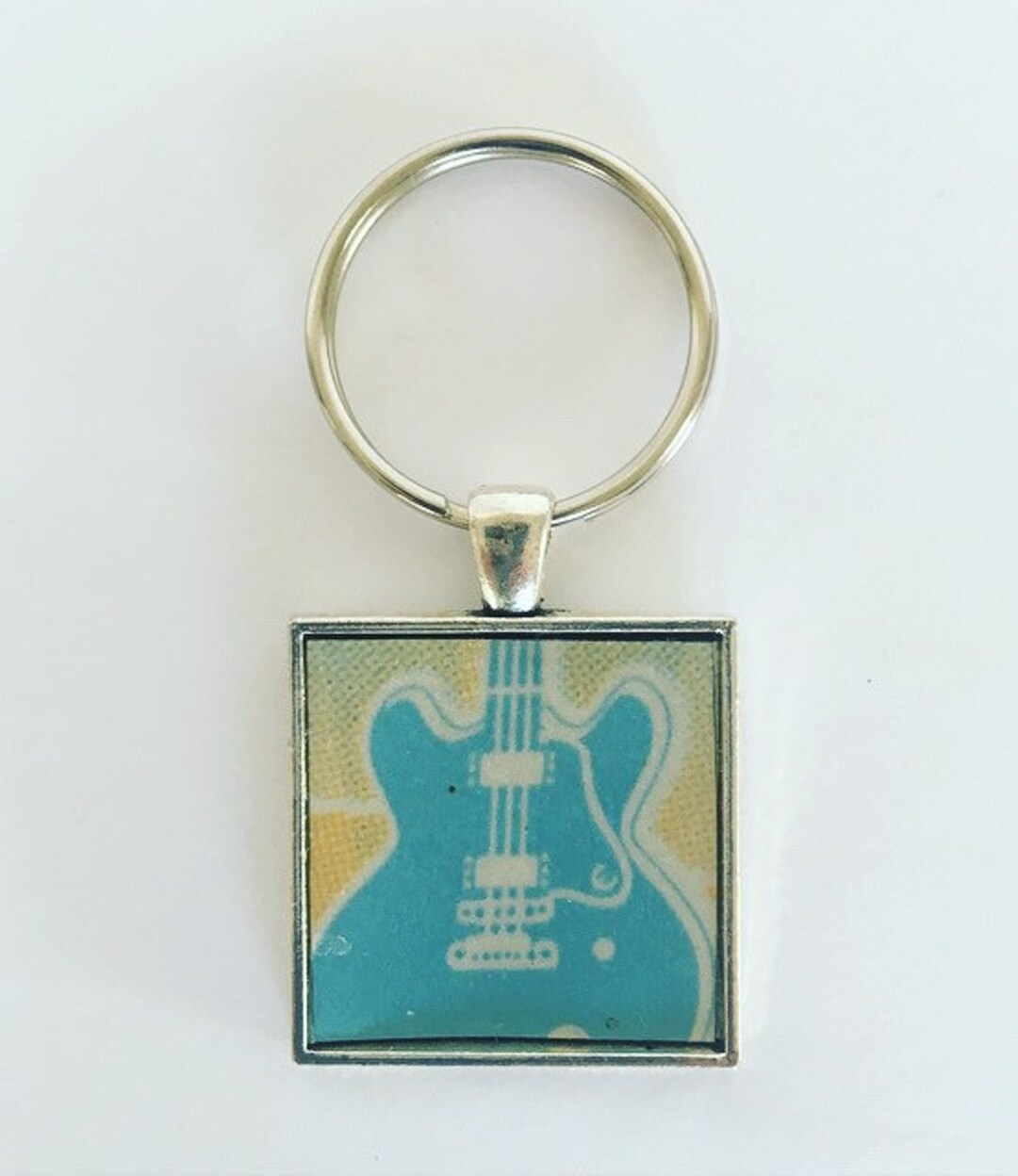 Guitar Keychain, Keychain for Men Him Boyfriend Husband, License Plate ...