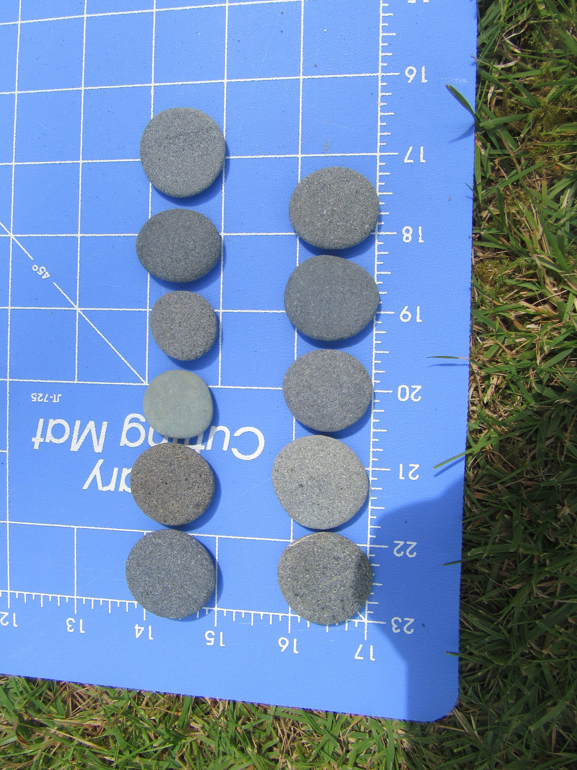 Flat Beach Rocks 25 Rocks. 3/4 Inch to 1 1/4 Inch Round and - Etsy