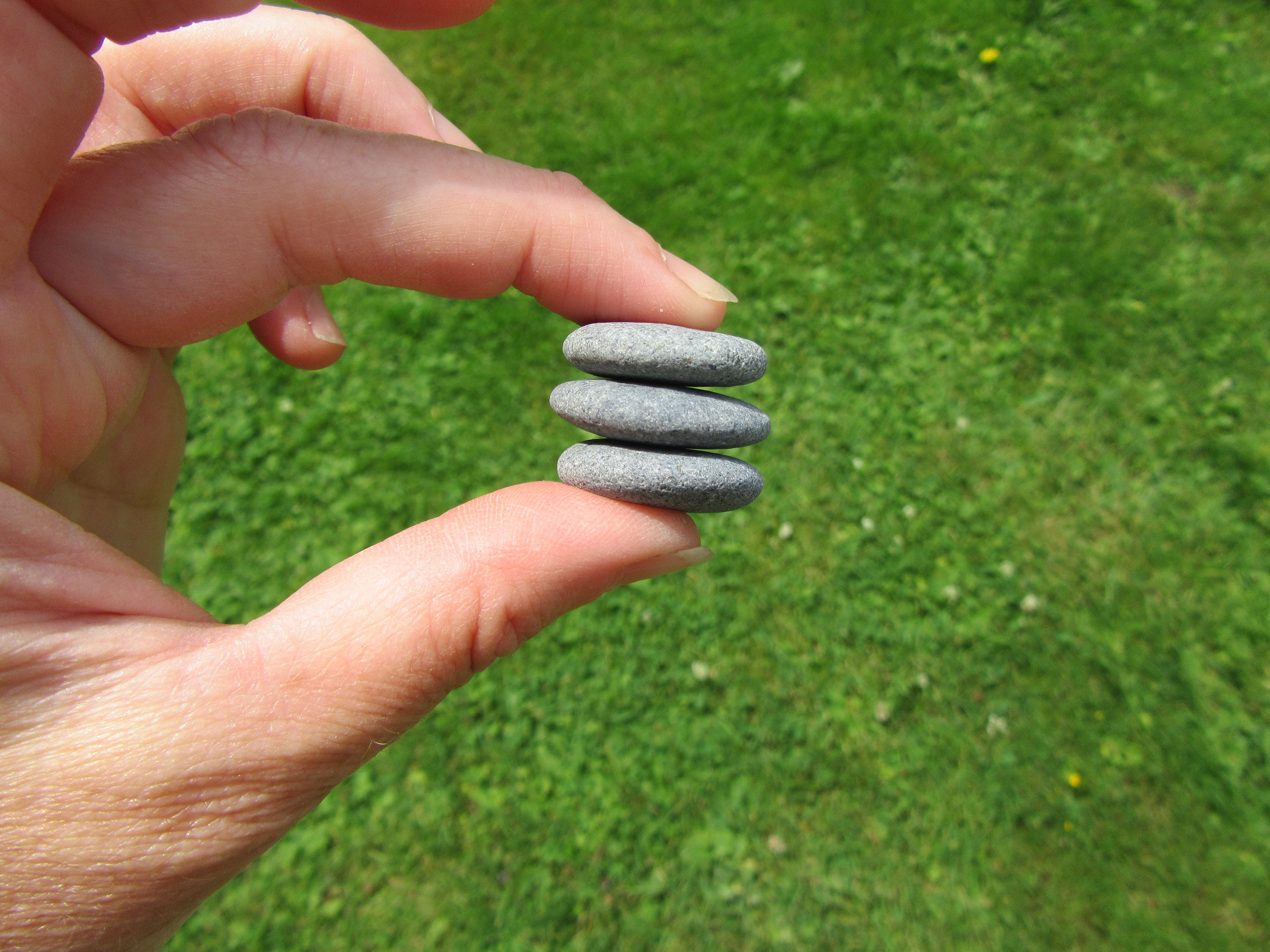 Flat Beach Rocks 25 Rocks. 3/4 Inch to 1 1/4 Inch Round and - Etsy