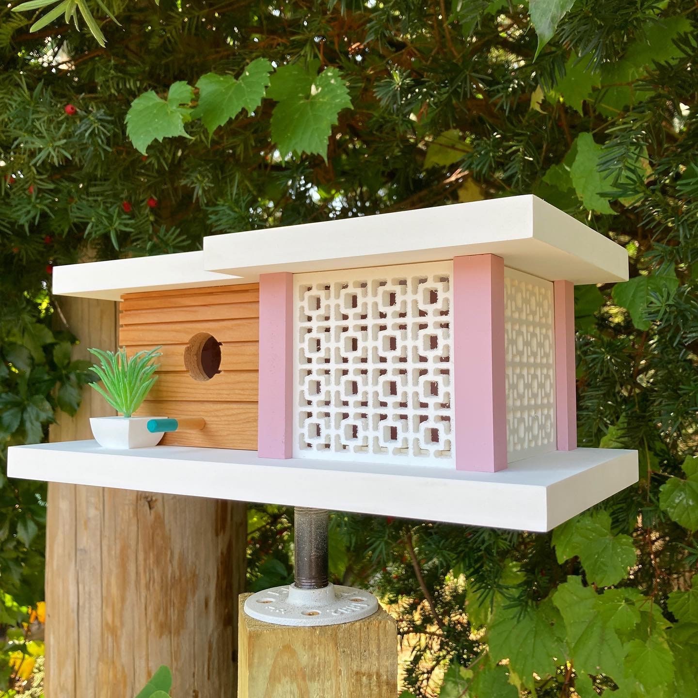 Indio Birdhouse Boreal Pink Midcentury/Modern Design | Etsy