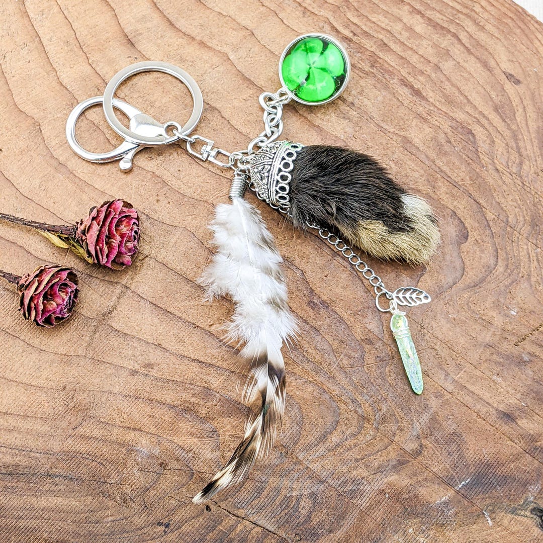 Lucky Rabbits Foot and 4 Leaf Clover Keychain and Talisman Oddity ...
