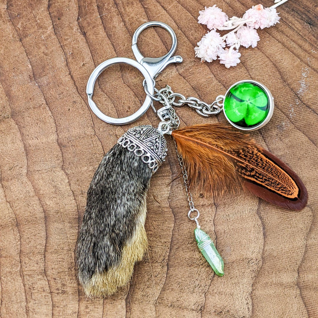 Lucky Rabbits Foot and 4 Leaf Clover Keychain and Talisman Oddity ...