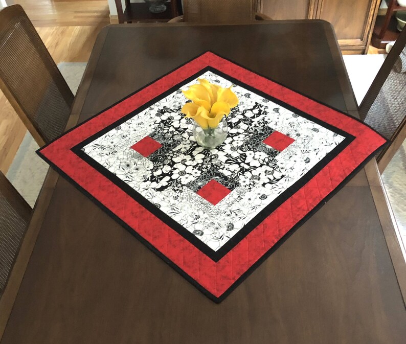 Black White Red Table Topper 32-1/4 82cm Square - Etsy