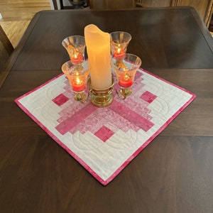 White and Pink Quilted Table Topper, Valentine Reversible Log Cabin ...
